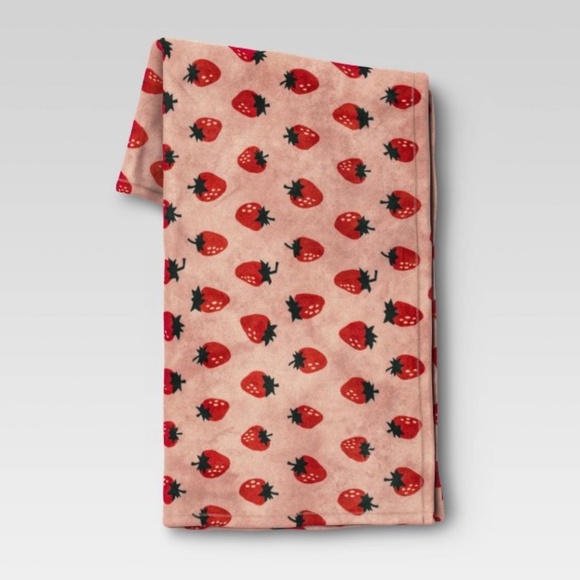 Room Essentials | Bedding | Printed Strawberry Plush Throw Blanket ...